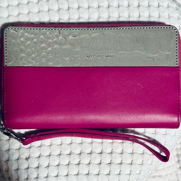 Stewart Stand | Bags | New Stewart Stand Wallet Pink Silver Full Size ...